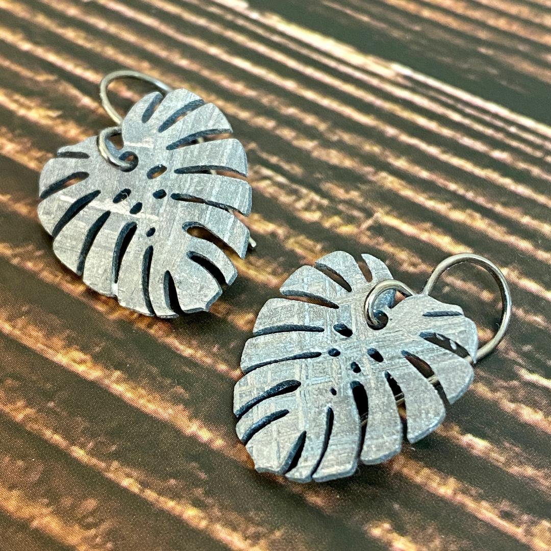 Titanium Monstera Leaf Earrings – Boone Titanium Rings