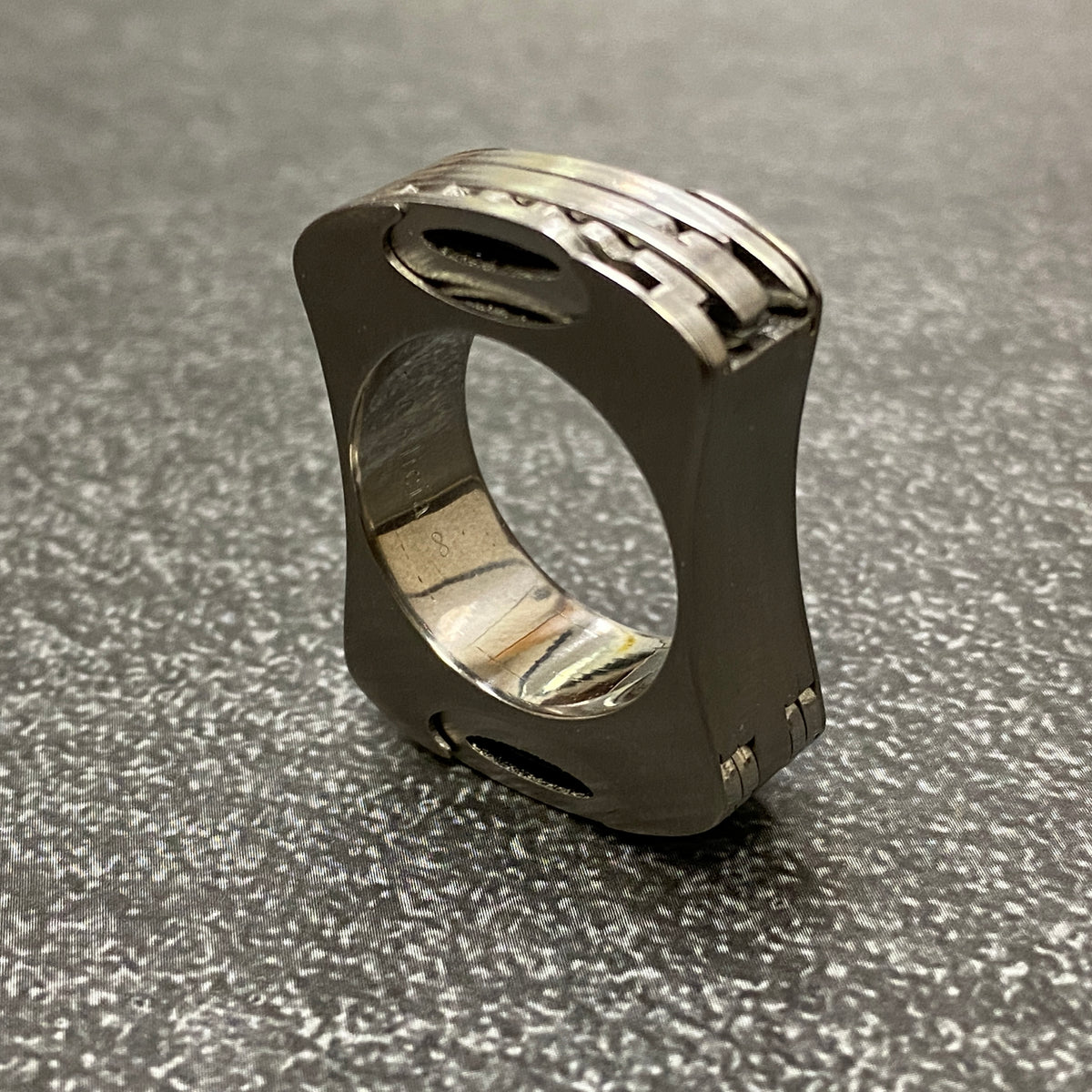 The Man Ring Ultimate – Boone Titanium Rings